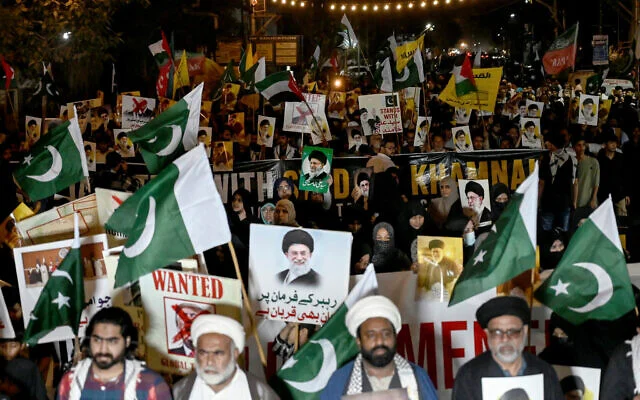 Pakistán. 8 muertos en una protesta proiraní ante el consulado de EE ...